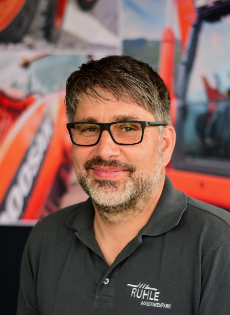 UNSER TEAM - Rühle GmbH Maschinenpark